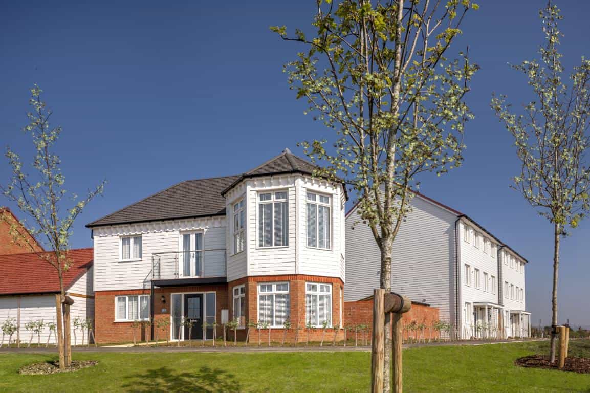 The Gift of Blue Spaces: Waterside Homes for First Time Buyers - First ...